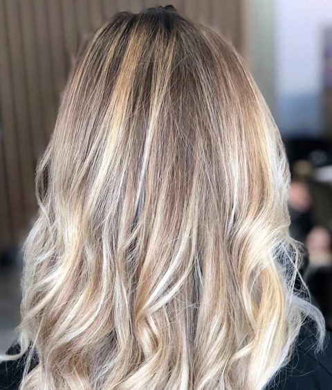 Mèches et Balayage - professionnelle OWA COLORS